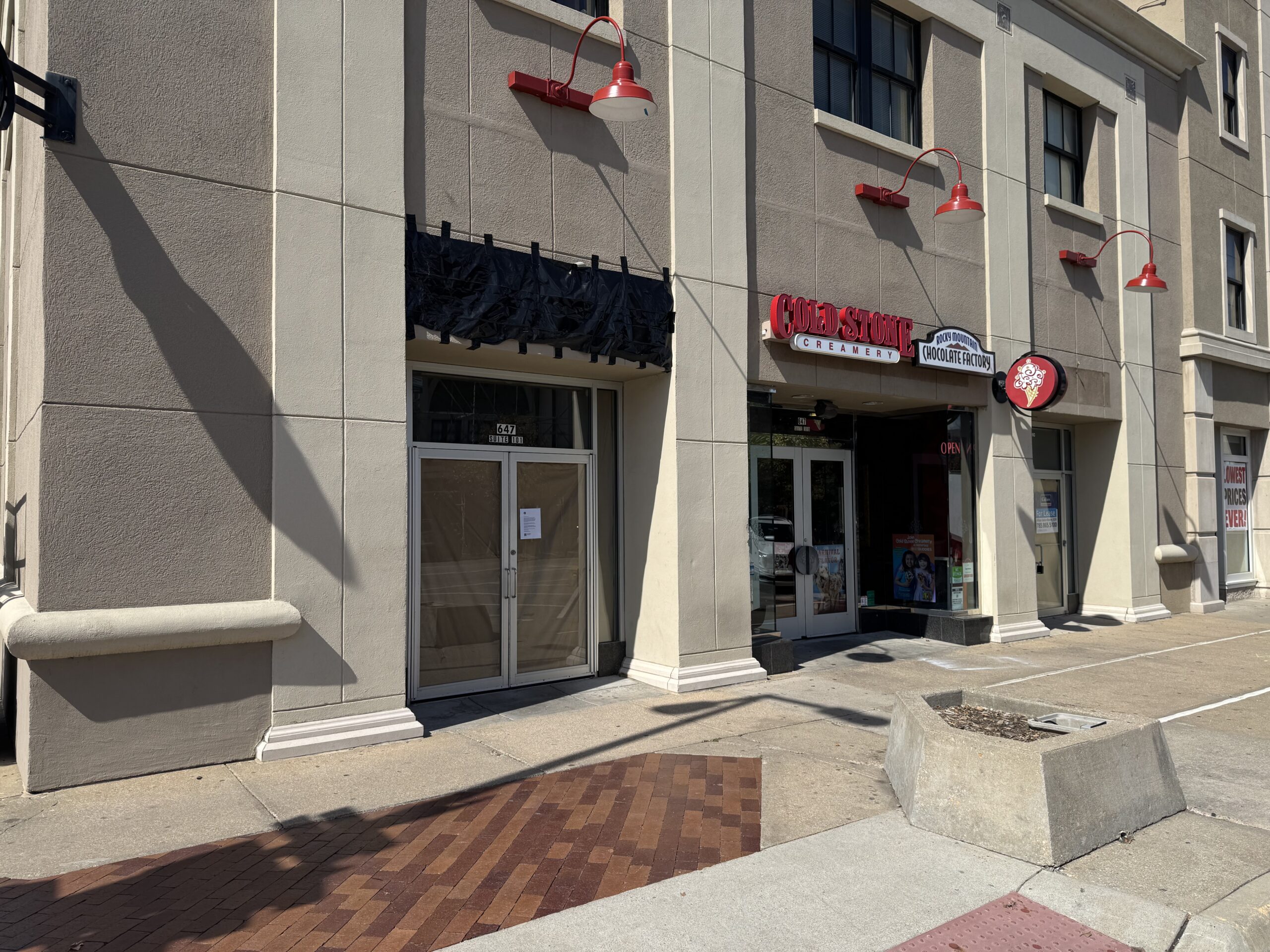 Town Talk | Starbucks closes downtown Lawrence store as part of ...